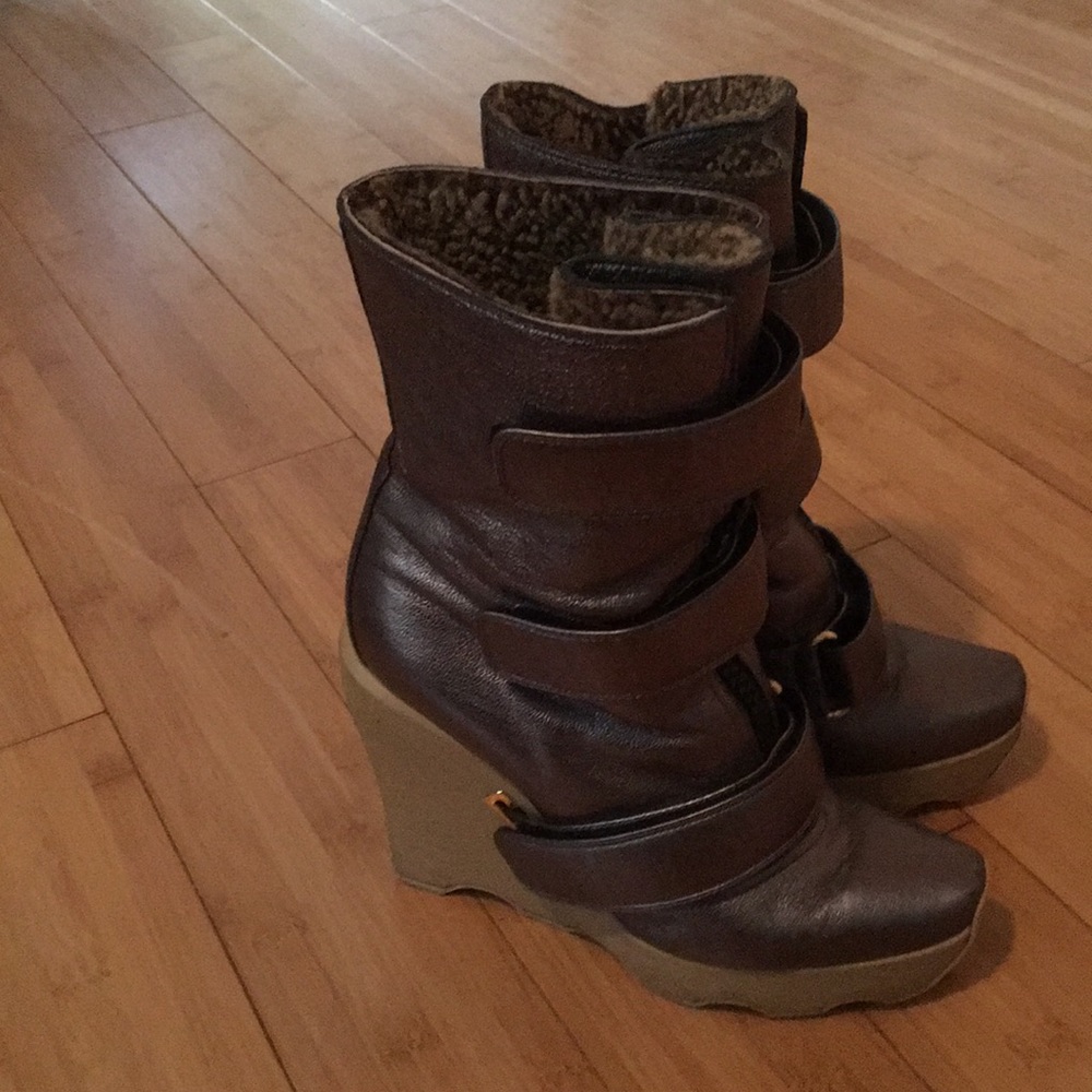 Louis Vuitton Pewter Metallic Booties - Gem